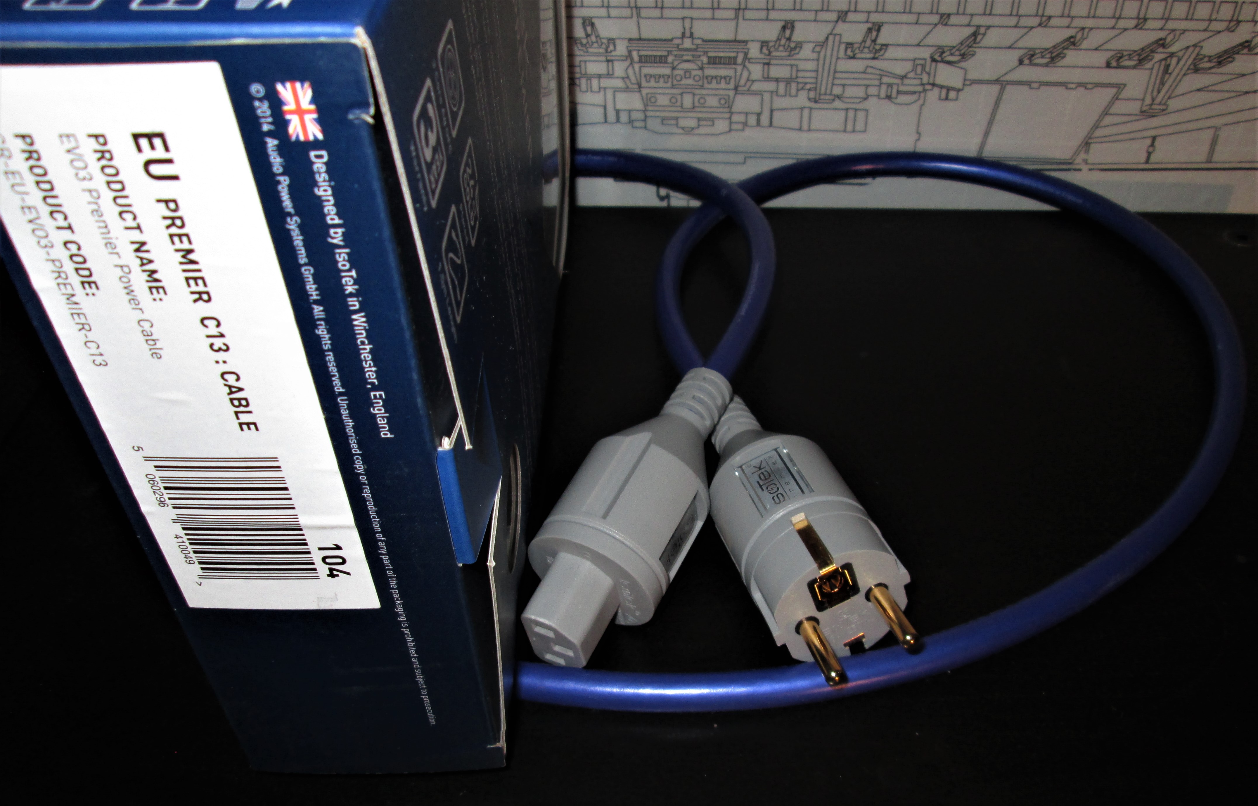 Viablue NF-S6, QED Sign. Revelation, Isotek evo3, AQ Carbon/Big Sur ...